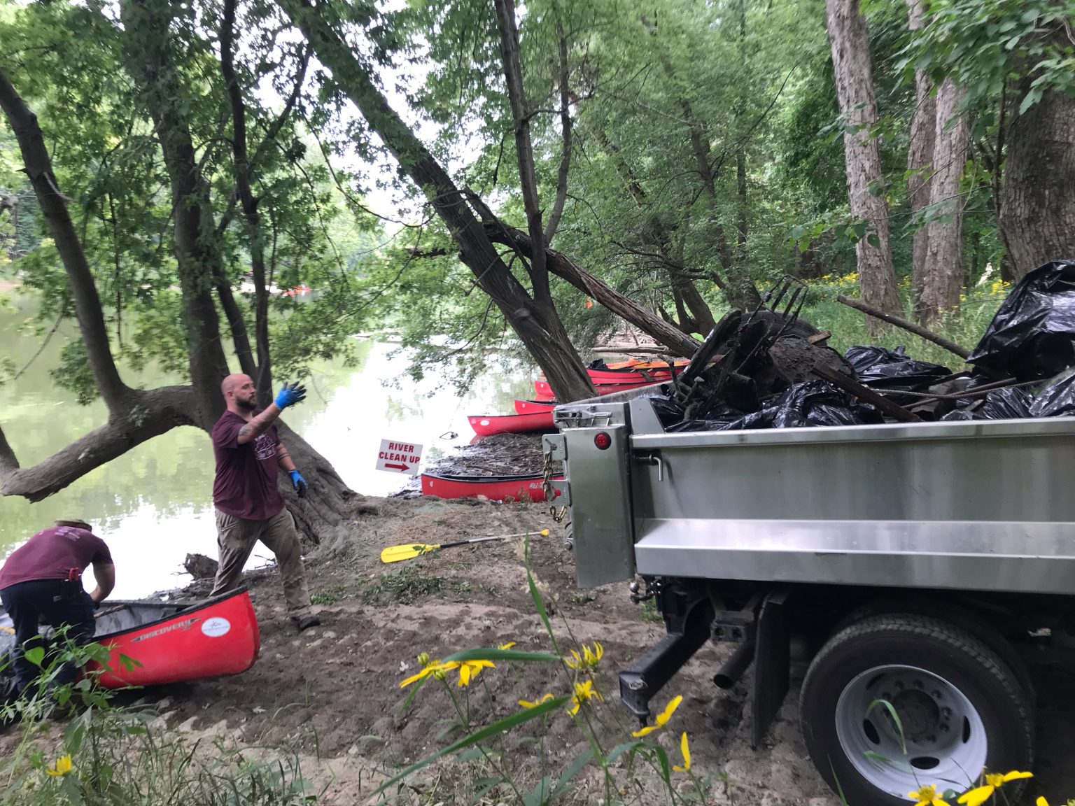 Organize a Cleanup | Indiana Clear Choices Clean Water